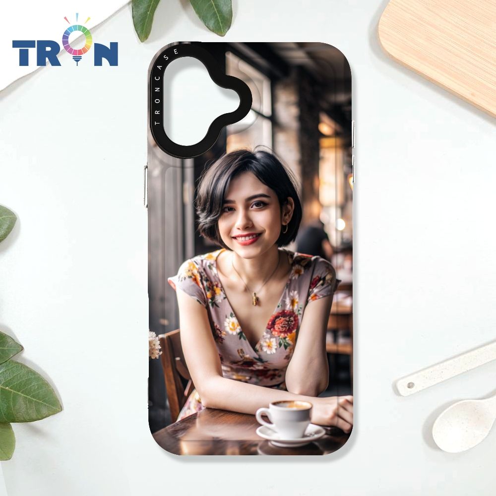 TRON iPhone 16 PLUS 咖啡廳的女孩 太空殼 透白款 手機殼 - PChome 24h購物